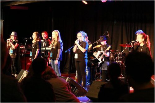 Grundschulrockband „Rock ’n‘ School“
